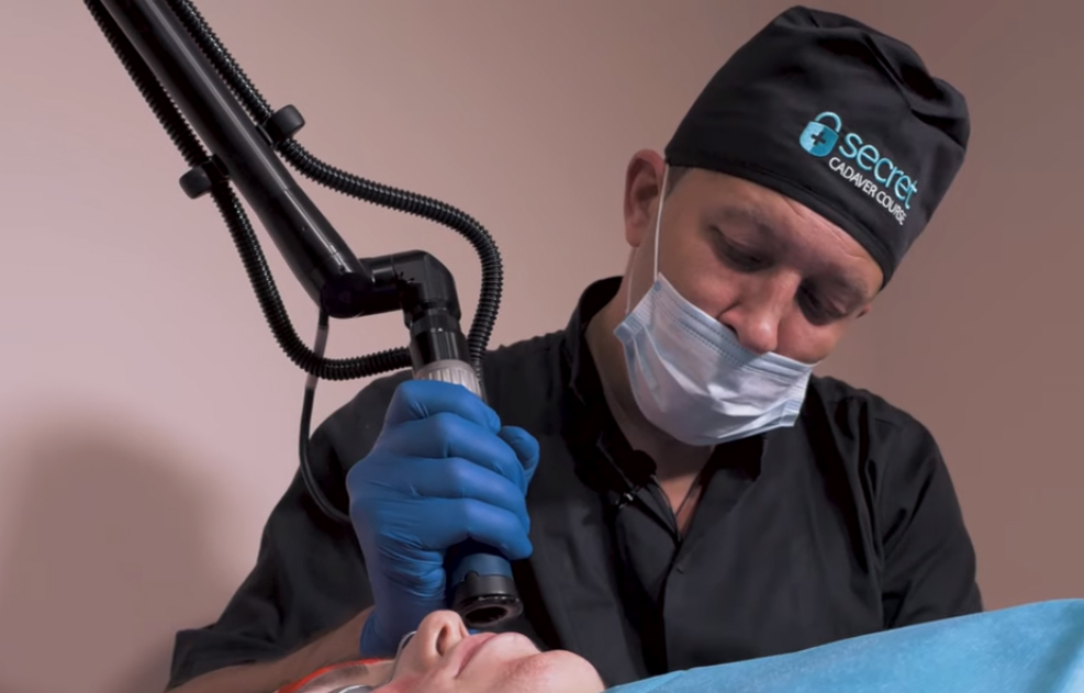 Asclepion MCL31 Dermablate Професійне лазерне омолодження в Україні ...